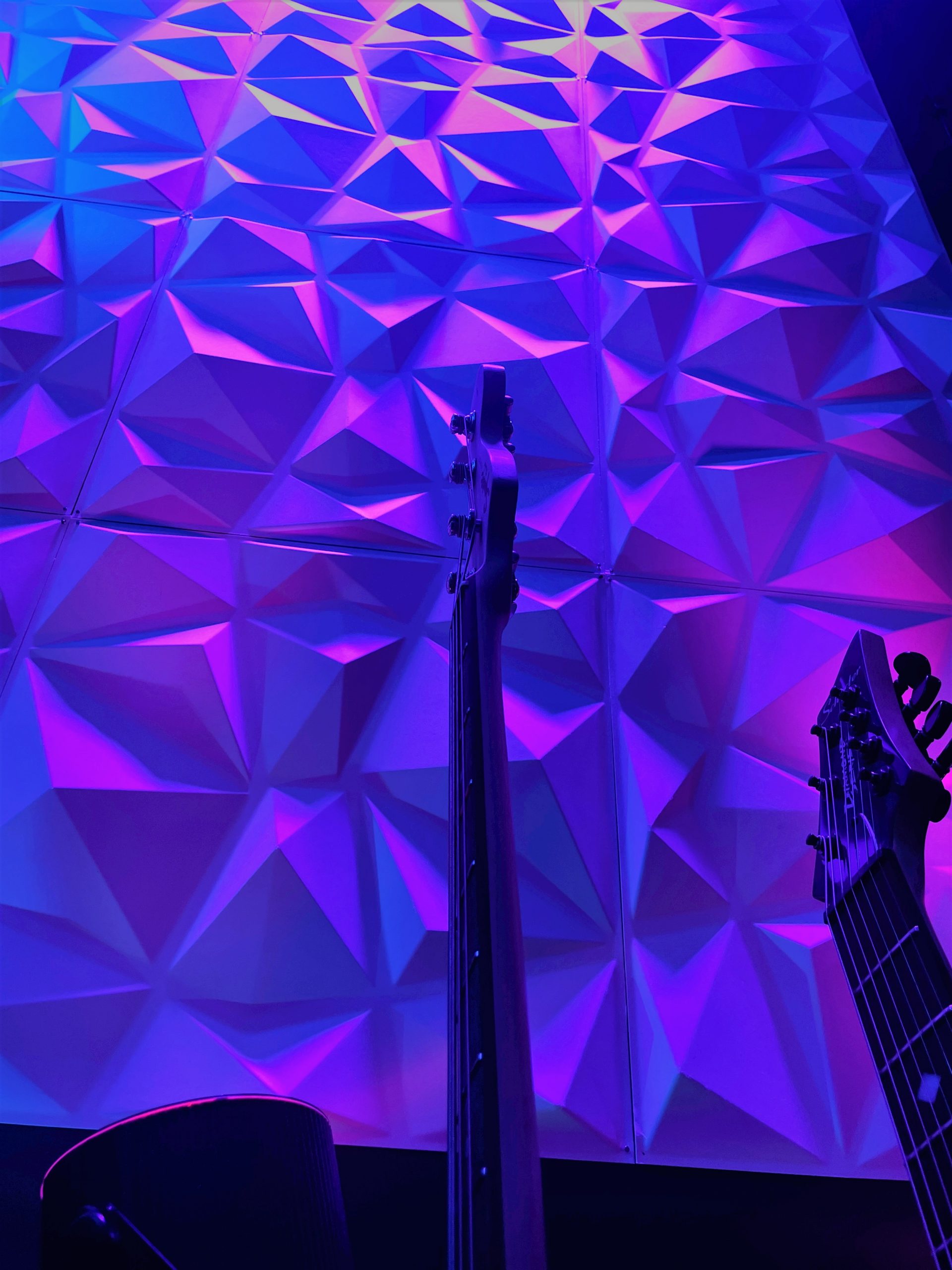 Silversound Spotlight • Silversound Guitar